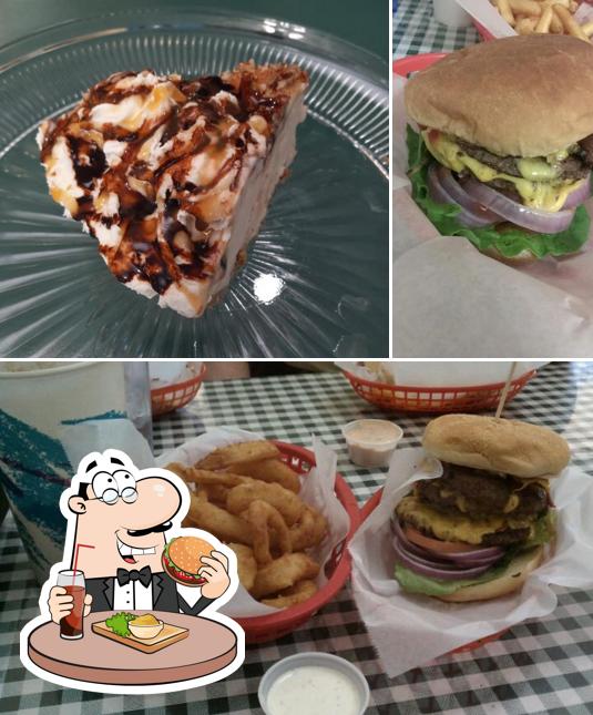 Izzy's Burger Spa, Paradise - Restaurant menu, prices and reviews