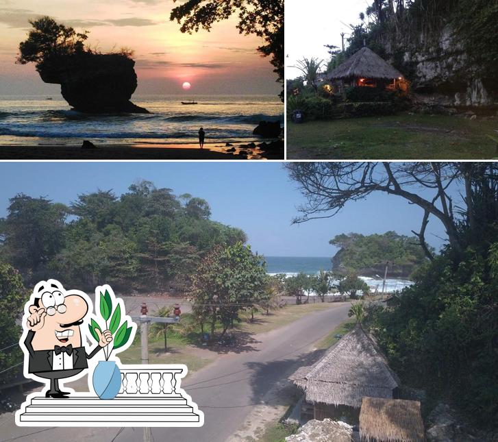 Ocean View Warung restaurant, Masawah, Jl. Pantai Wisata - Restaurant ...