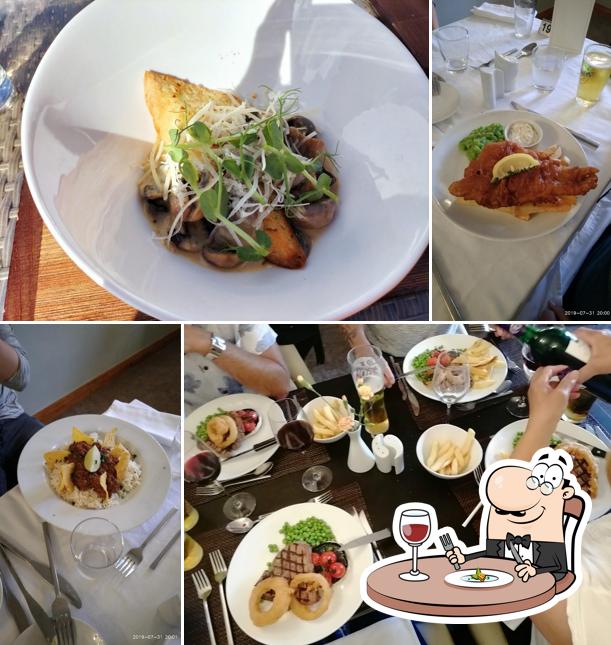The Thatched Cottage Restaurant in Sutterton - Restaurant reviews