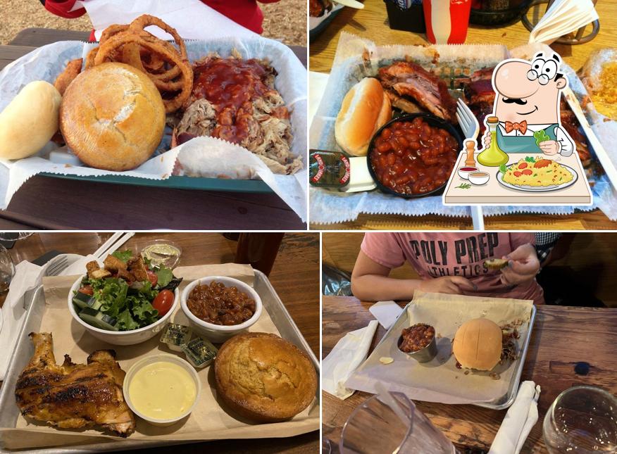 Harvey's Main Street BBQ, Mount Joy - Restaurant menu, prices and reviews