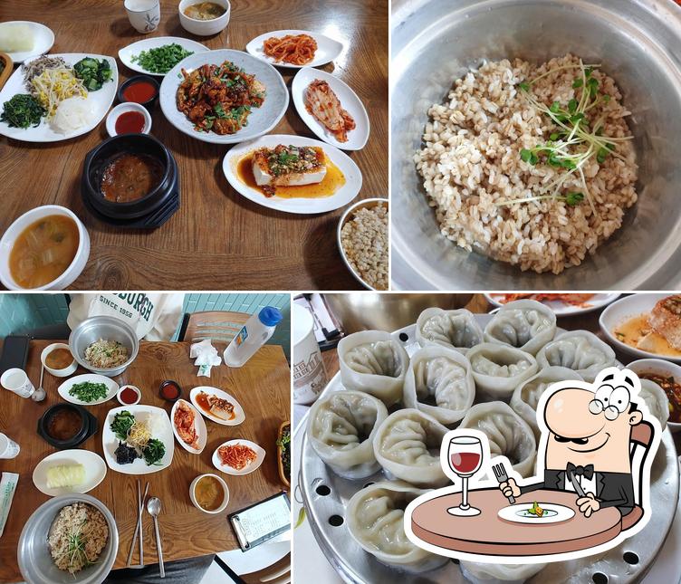 Songbaek Bori-bap (Barley Rice), Yeoju - Menú del restaurante, precios ...