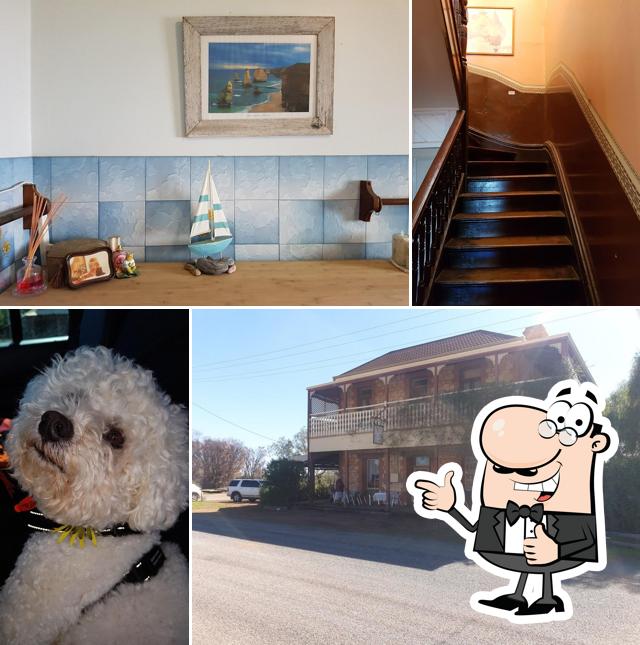 The Old Pindar Hotel in Australia - Restaurant reviews