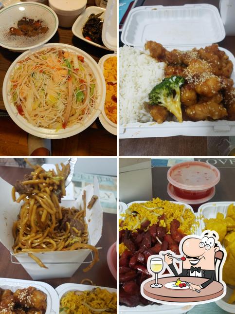 Pioneer Restaurant, 223 W 231st St in Yonkers - Restaurant menu and reviews