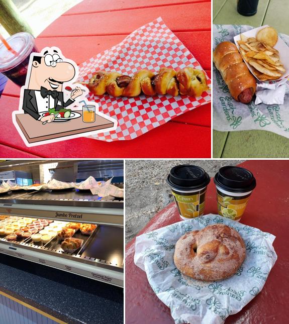 Twisted Tails in Tampa - Restaurant reviews