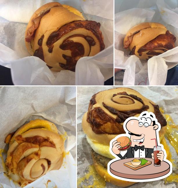 Cinnabon, Ruby's Diner 5757 Wayne Newton Boulevard Near D-Gates-Great ...