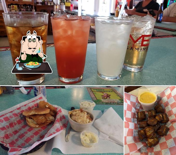 Lucky Monkey Pub and Grub in Bement - Restaurant menu and reviews
