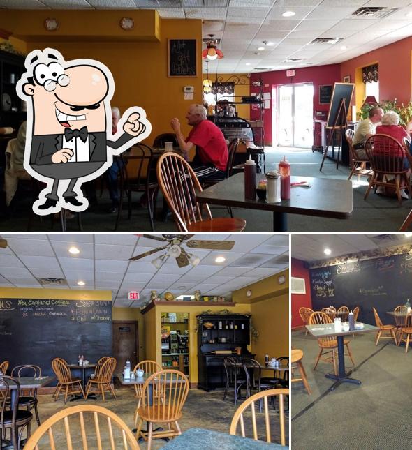 The Hollow Cafe, Amesbury - Restaurant menu, prices and reviews