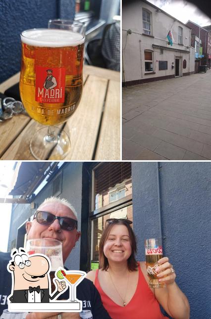 Old Cross Inn in Ammanford - Restaurant reviews