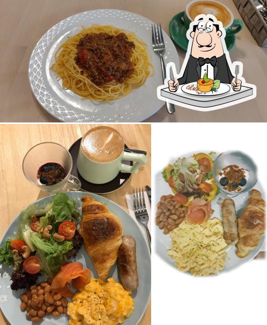 Leaf Cafe, Hong Kong, 柯士甸路17號豐樂大廈地下4B鋪 - Restaurant reviews