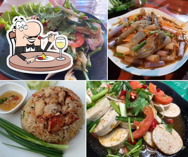 แซ่บเมอนารอ Zabb Menara restaurant, Bang Nak - Restaurant reviews
