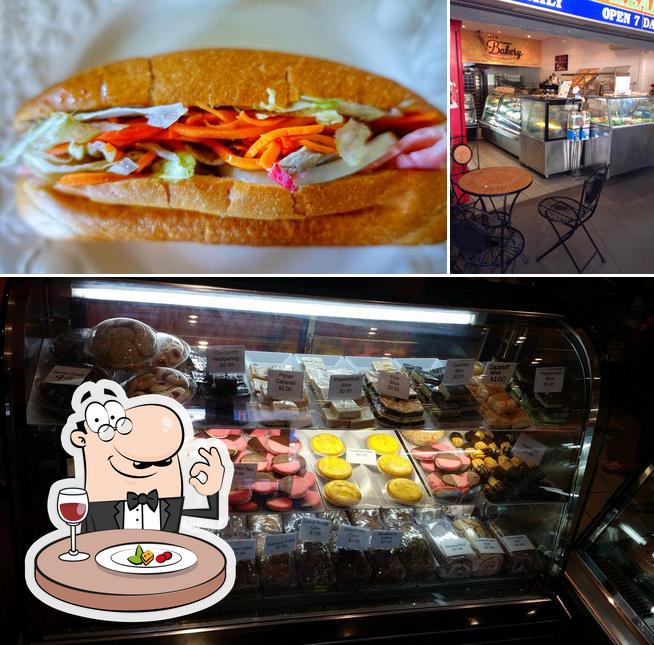 South Maroubra Hot Bread and Cakes Bakery, Maroubra - Restaurant menu ...