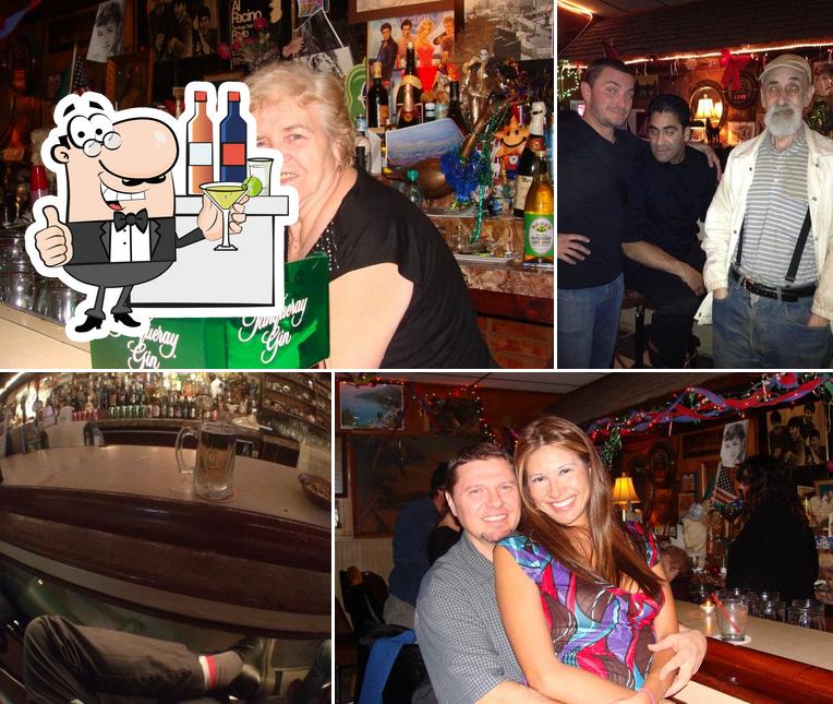 Rose's Lounge in Chicago - Restaurant reviews