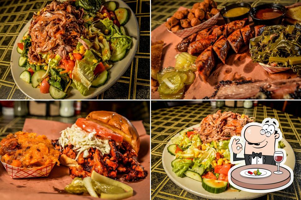 The Smoke Pit in Monroe - Restaurant menu and reviews