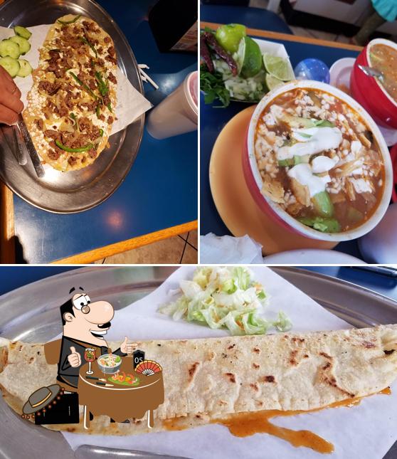 Machete Azteca, 6709 W Indian School Rd in Phoenix - Restaurant menu ...