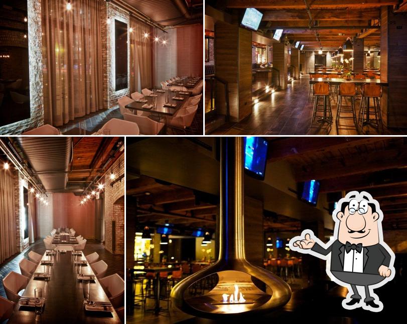 The Grid, 351 W Hubbard St in Chicago - Restaurant menu and reviews