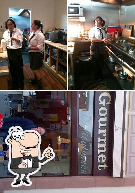 Gourmet social, 33 The Marian Square in Bootle - Restaurant reviews