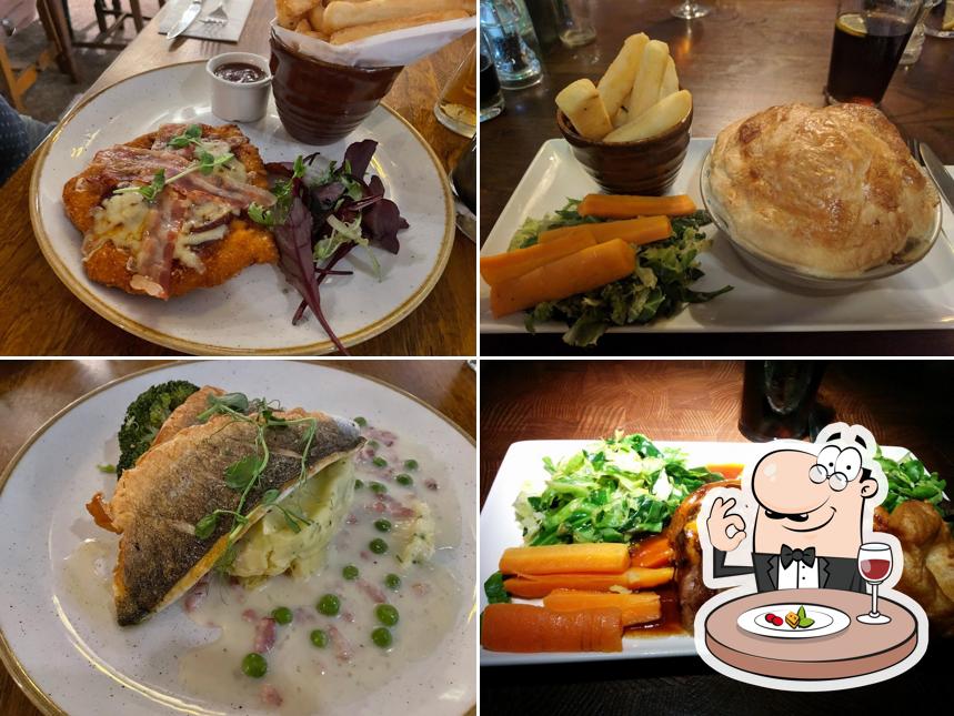 Top 5 restaurants with pie & mash in Bournemouth, december 2024 ...
