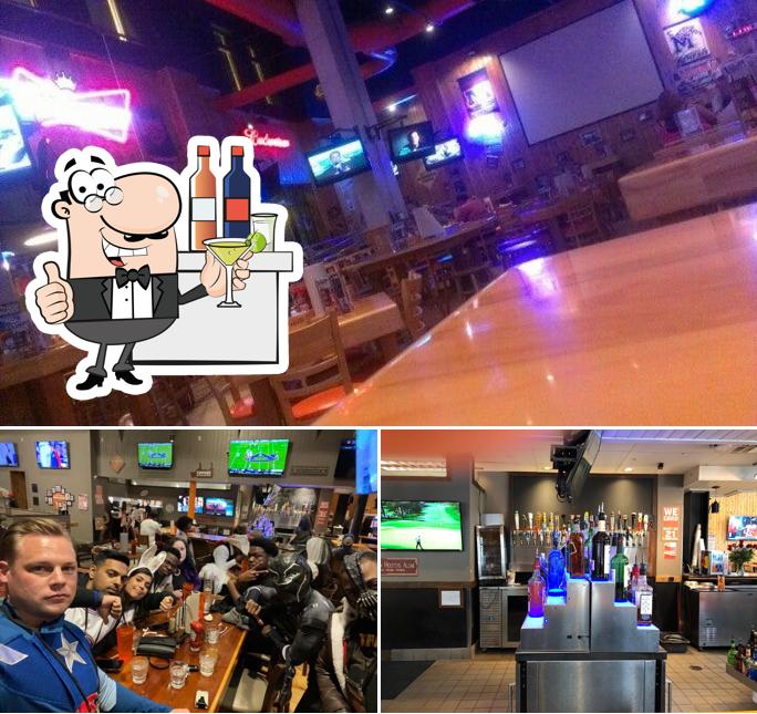 Hooters, 250 Peabody Pl Suite 101 in Memphis - Restaurant menu and reviews