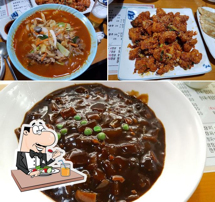 Jang-Gang restaurant, Cheorwon-gun, 12-3 Geumhak-ro 210beon-gil ...