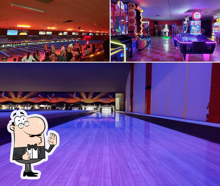 Bowlero Fullerton in Fullerton - Restaurant menu and reviews