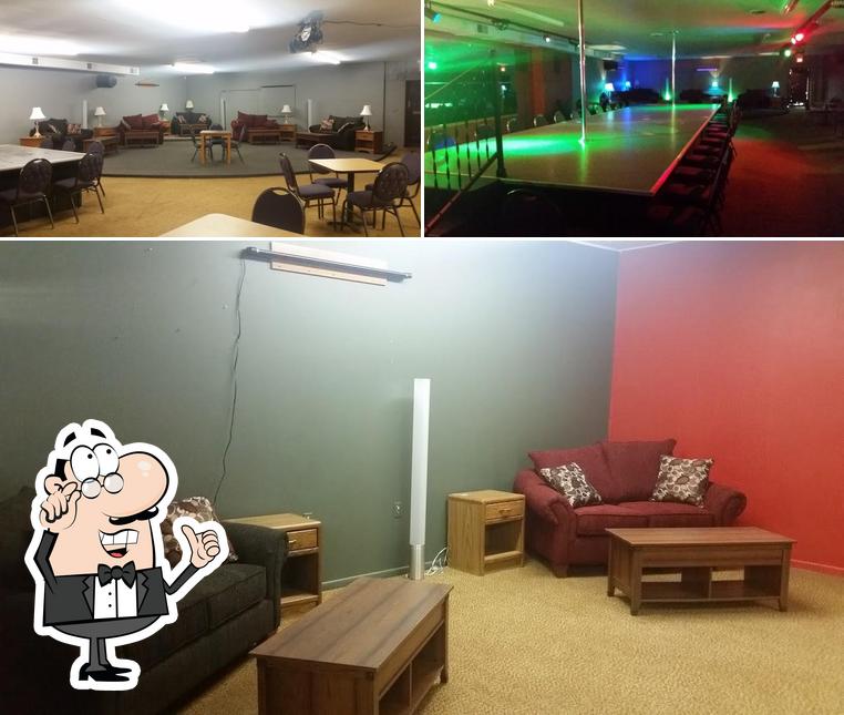 Lookers Gentlemans Club, Carlos - Restaurant menu, prices and reviews