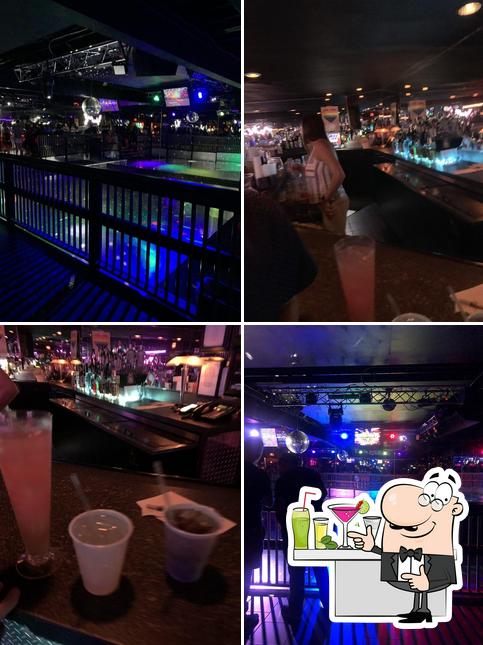 The Wave Night Club in Norfolk - Restaurant menu and reviews