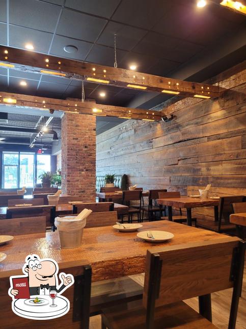 Mad For Chicken Plainview, Plainview - Restaurant menu, prices and reviews