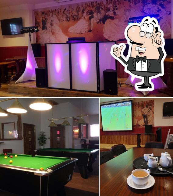 Roscoe's Bar, Scarborough - Restaurant menu, prices and reviews