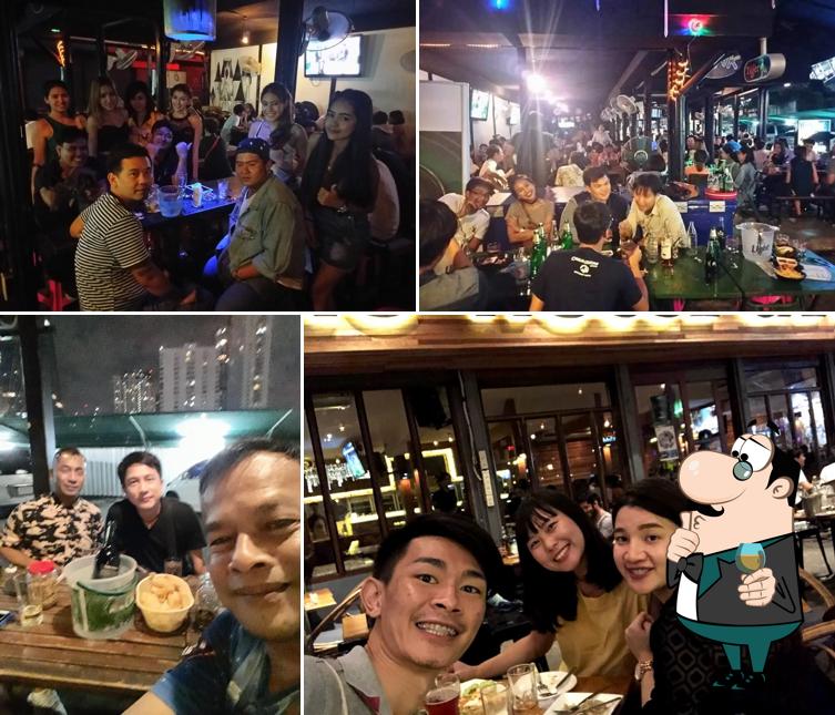 Wink Bar @CocoWalk, Bangkok - Restaurant reviews