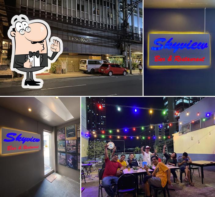 Skyview Bar & Restaurant, Manila - Restaurant reviews