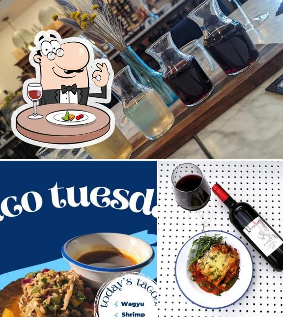 Hummingbird Wine Bar, Tallahassee - Restaurant menu, prices and reviews