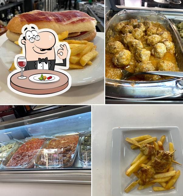 Cafe Bar Casa Ramon, Seville - Restaurant menu, prices and reviews