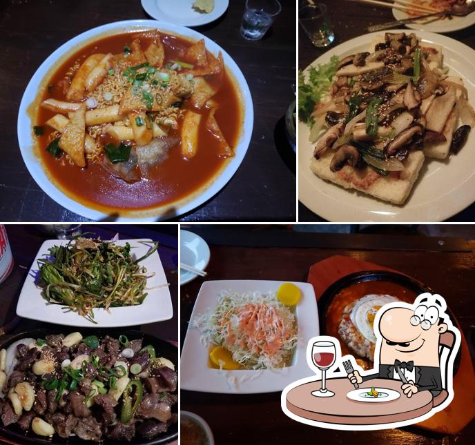 MOA Bar, Los Angeles - Restaurant menu, prices and reviews