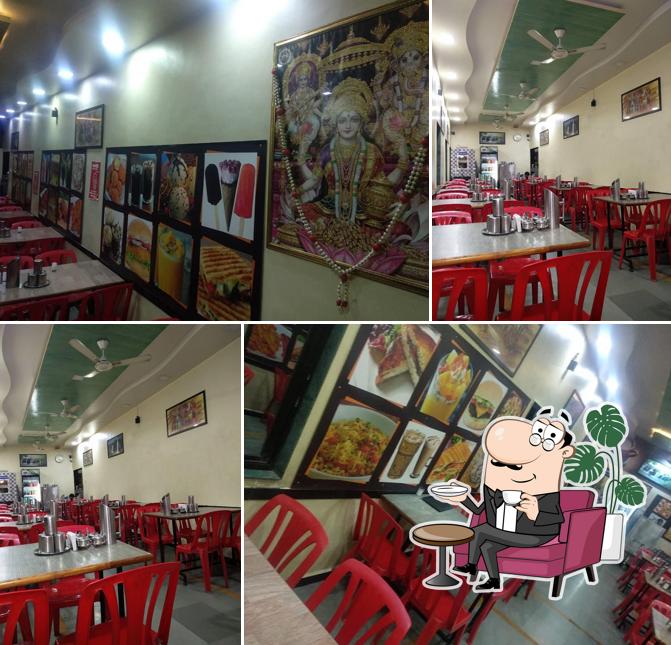 Gargi Snacks Center, Pune, GWXR+VJW - Restaurant reviews