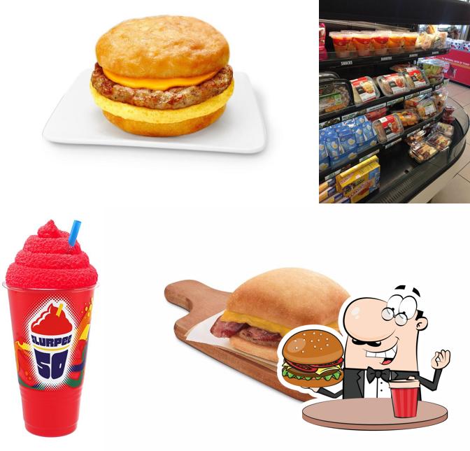 7-Eleven, 4150 N Loop 1604 W in Shavano Park - Restaurant menu and reviews