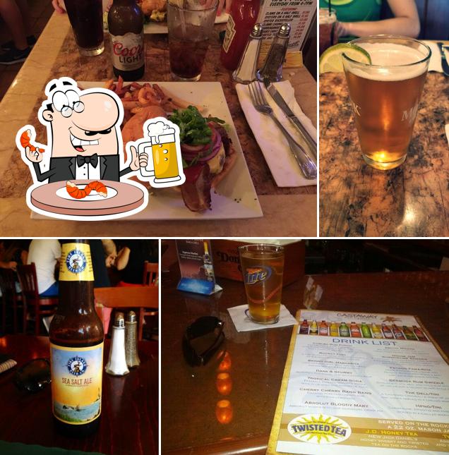 Castaway Bar & Grill, 927 Evergreen Walk in Ocean Beach - Restaurant ...