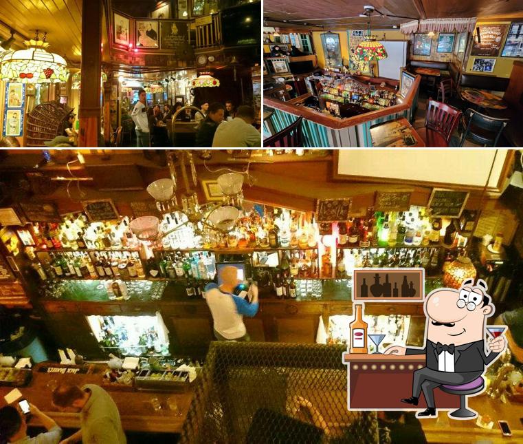 Vesuvio Cafe, San Francisco, Embarcadero - Restaurant menu, prices and ...
