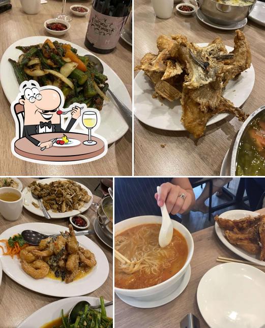 Bateman Chinese Eating House in Bateman - Restaurant menu and reviews