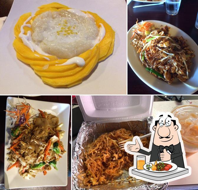 Royal Siam, 6124 Pacific Ave in Stockton - Restaurant menu and reviews