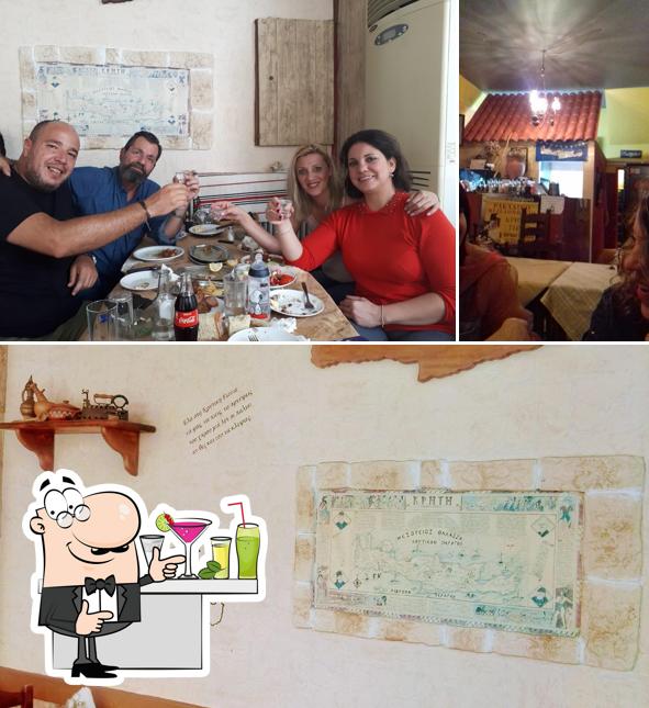 ΜΕΖΕΔΟΠΩΛΕΙΟ "ΚΡΗΤΙΚΗ ΓΩΝΙΑ ΡΑΚΑΔΙΚΟ", ΠΛΑΤΣΙΔΑΚΗΣ ΑΝΤΩΝΗΣ, Nikaia ...