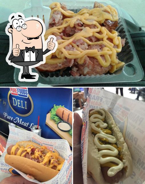 Deli Kiosk, Pasay - Restaurant reviews
