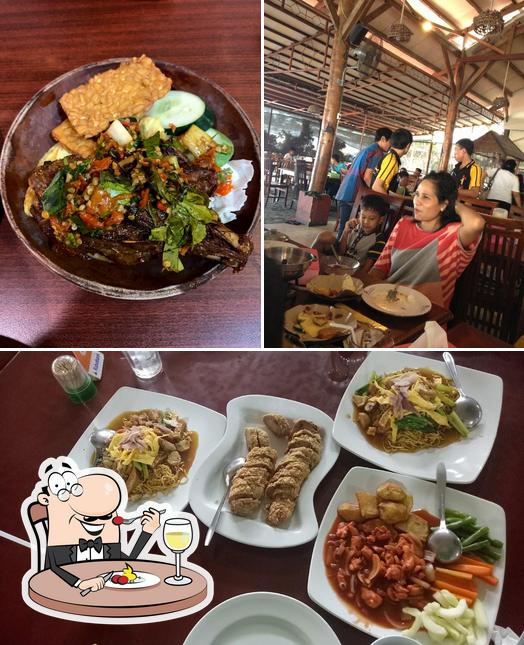 Super Penyet, Semarang - Restaurant menu, prices and reviews