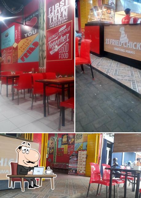 SS Fried Chicken restaurant, Binjai, Jl. Soekarno Hatta No.8 ...