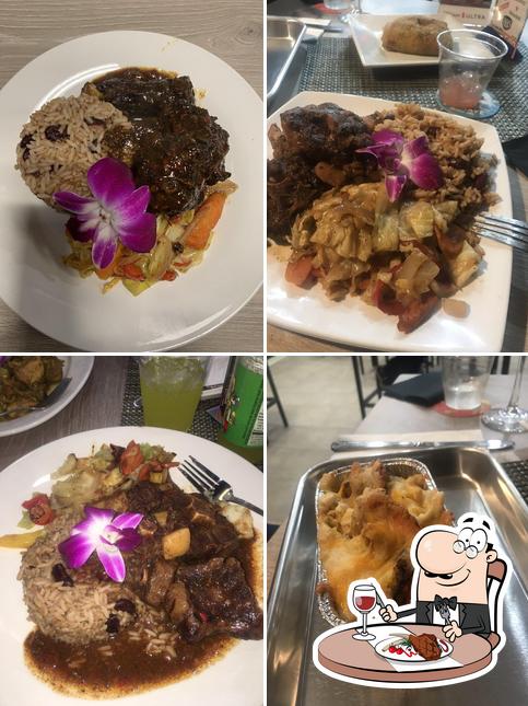 The Good Life Cafe in Lomita - Restaurant menu and reviews