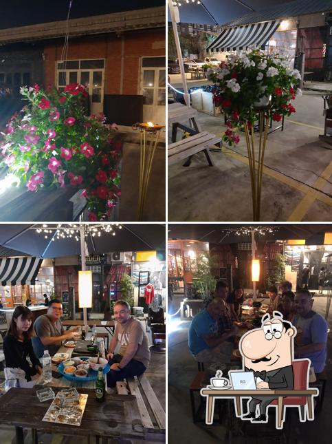 Bunny Bar, Bangkok - Restaurant reviews