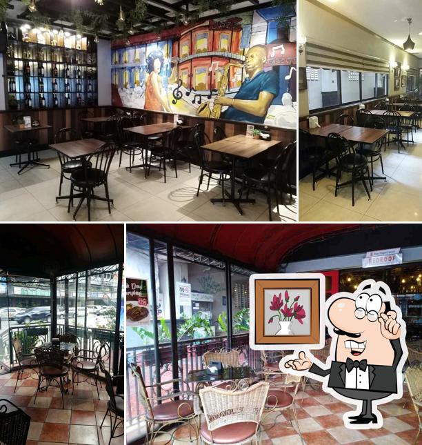 Red Roof Restaurant, Quezon City - Restaurant menu, prices and reviews