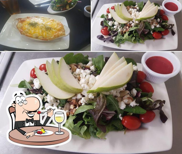 Grape Street Bar, Medford - Restaurant menu, prices and reviews