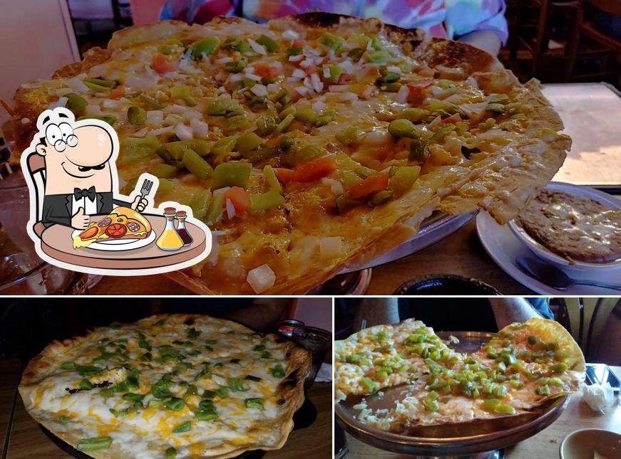 El Minuto Cafe, 354 S Main Ave in Tucson - Restaurant menu and reviews