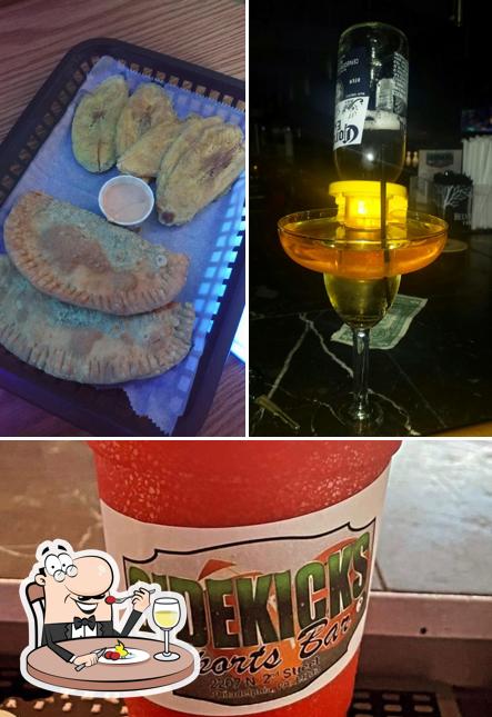 Sidekicks Sports Bar, Philadelphia - Restaurant menu, prices and reviews
