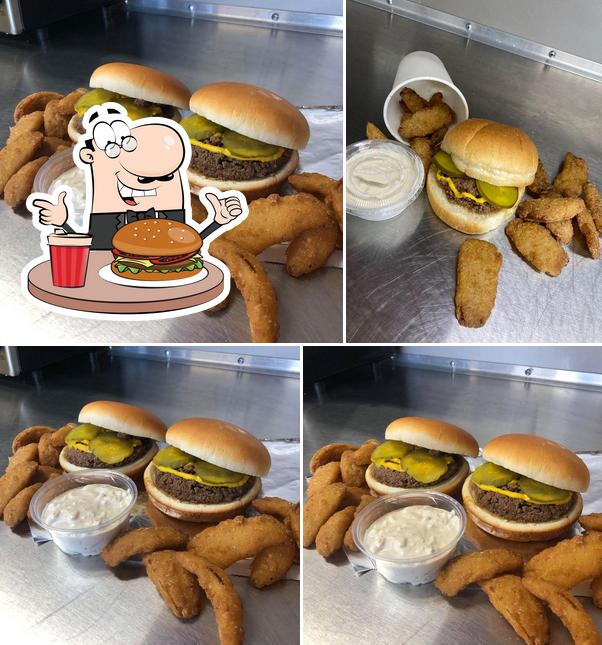 The Tastee Trailer, 926 L St in Lincoln - Restaurant menu and reviews